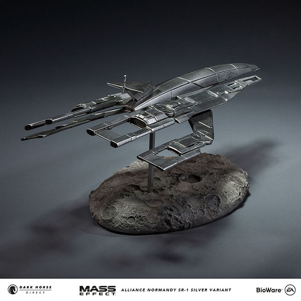 Mass Effect Alliance Normandy SR-1 Ship Replica Silver Variant (Dark ...