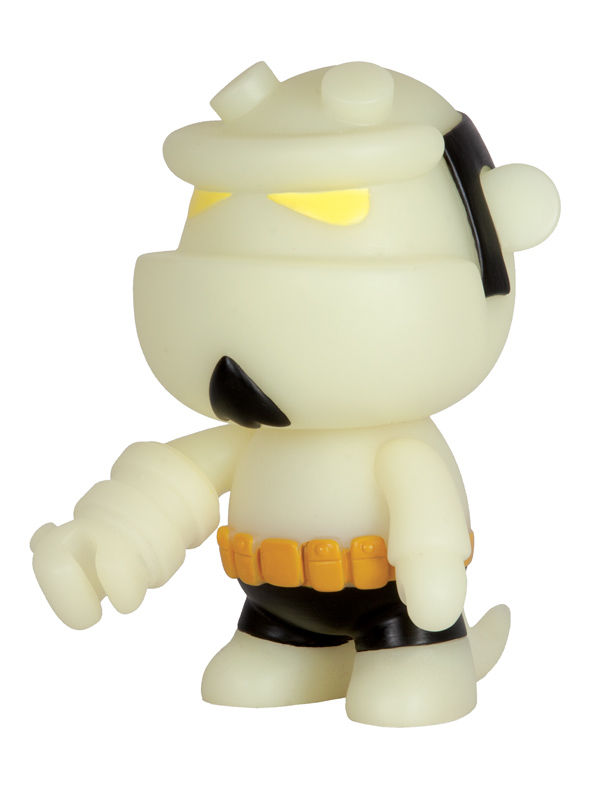 Hellboy 5” Mini Qee Figure: Glow In The Dark :: Profile :: Dark Horse ...